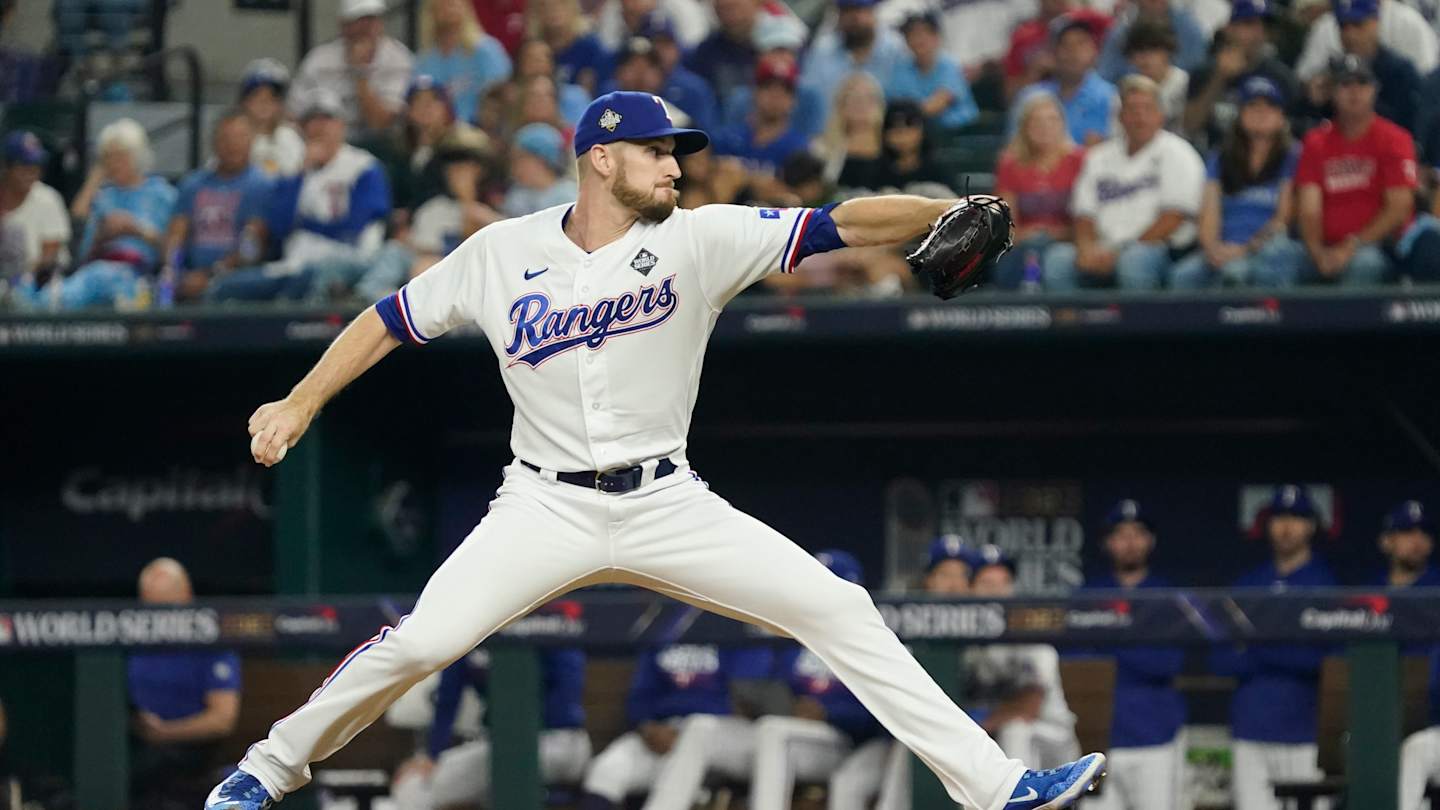 Free Agent Chris Stratton Becomes Latest Texas Rangers Reliever to Join ...