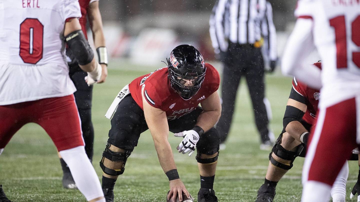Northern Illinois Transfer OL Pete Nygra Commits to Louisville - Sports ...