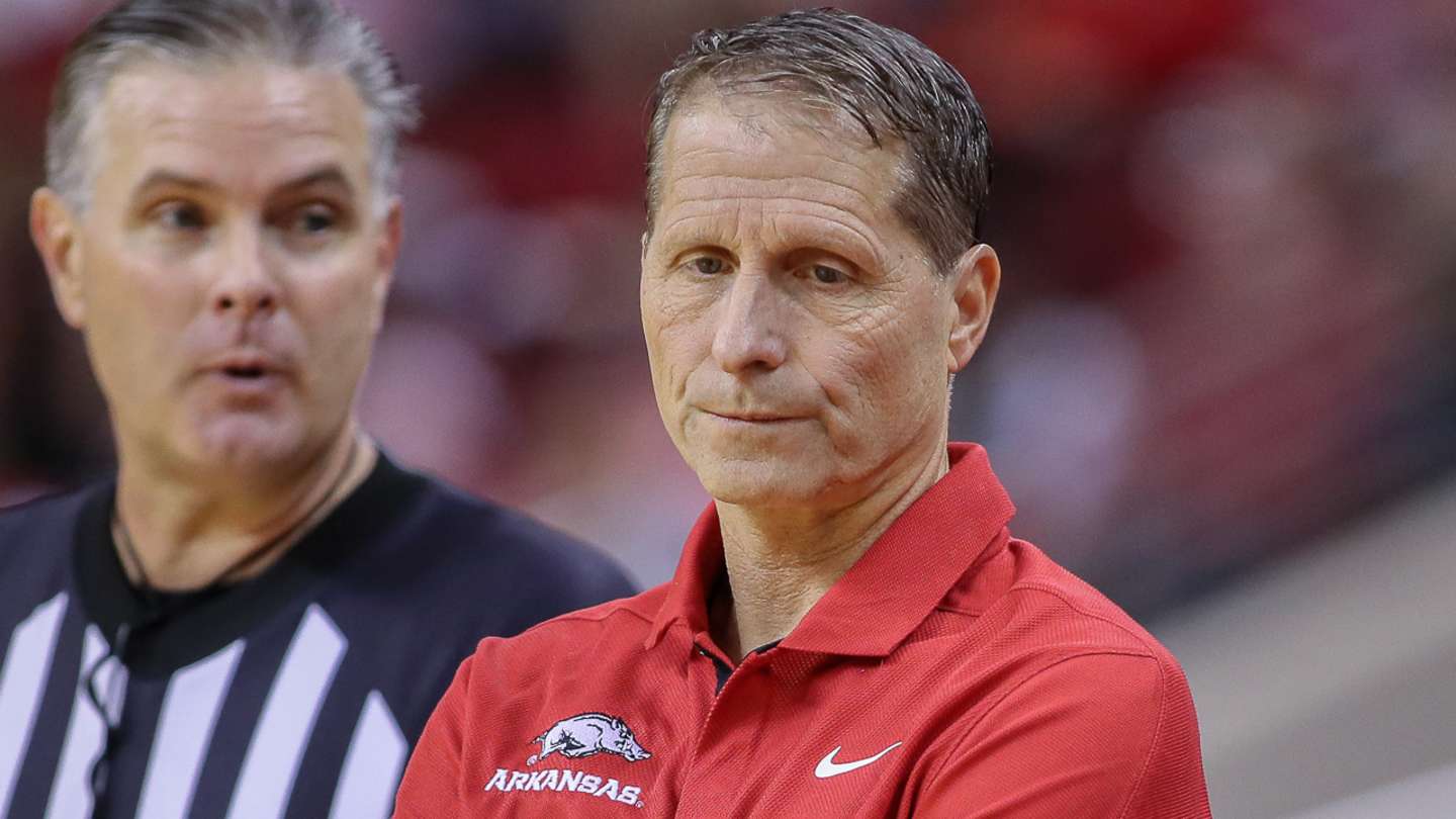 Arkansas Finds Itself Underdog Against UNC-Wilmington in Every Way ...