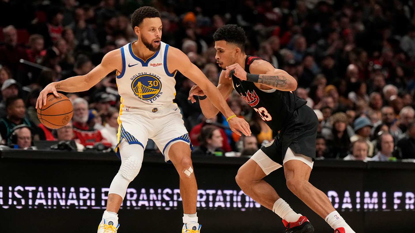 Stephen Curry Fails to Make a Three-Pointer, Snaps Historic Streak vs ...