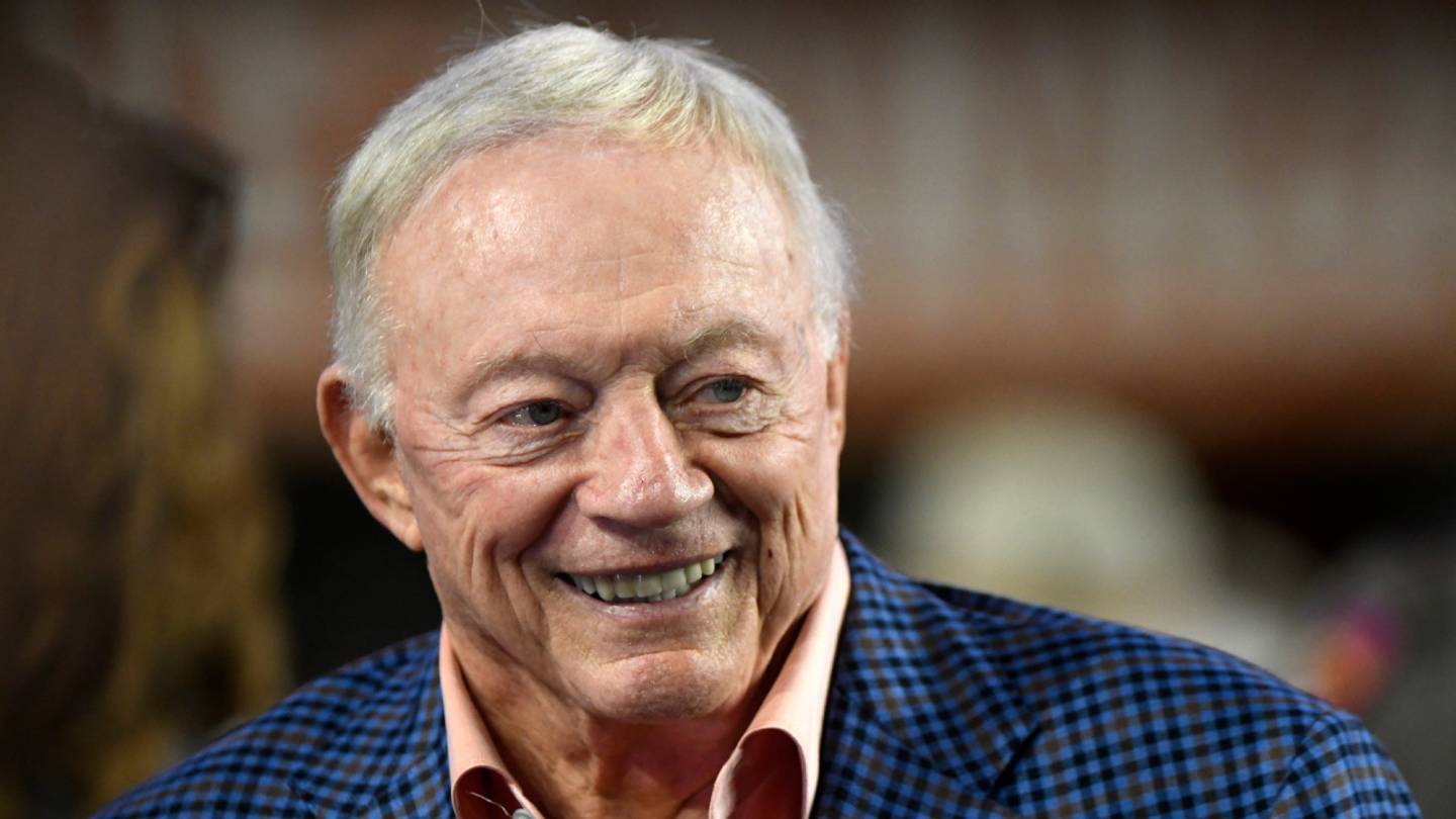 Cowboys’ Jerry Jones Had So Much Fun Watching the Eagles Lose to the ...