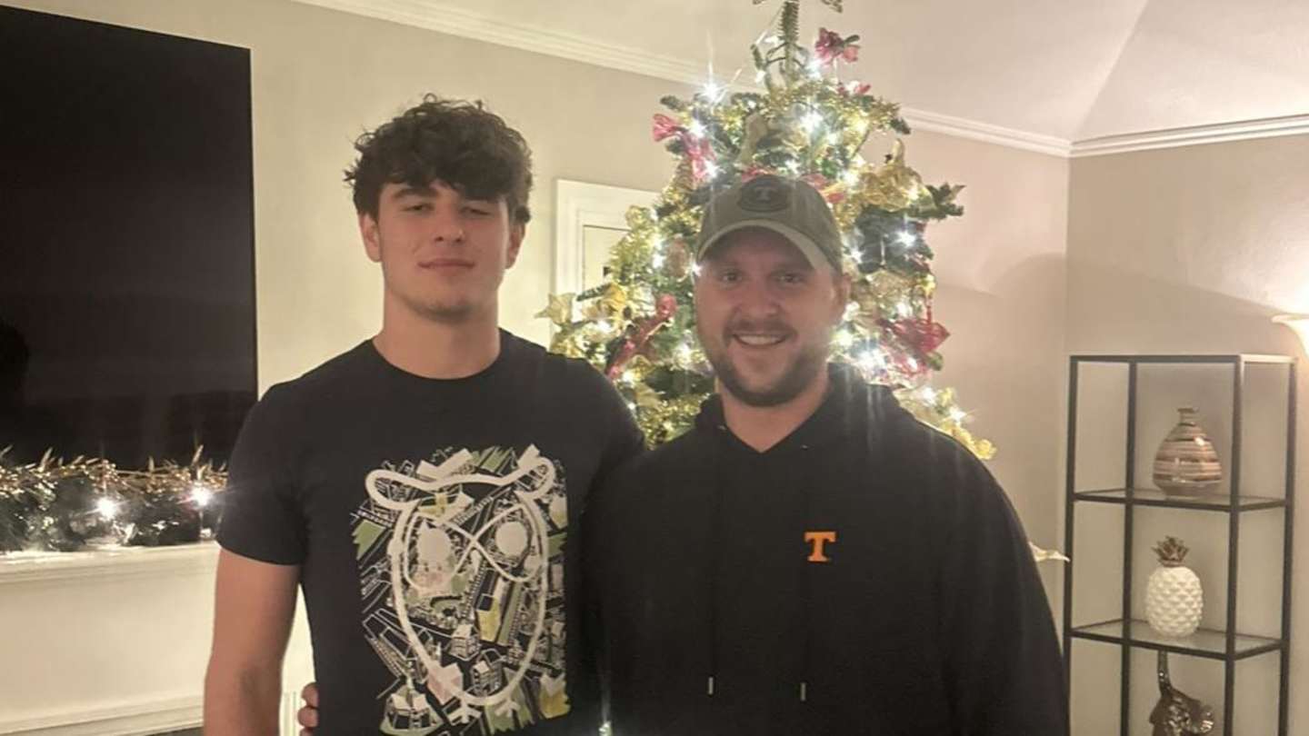 Cole Harrison Commits To Tennessee Football - Sports Illustrated ...