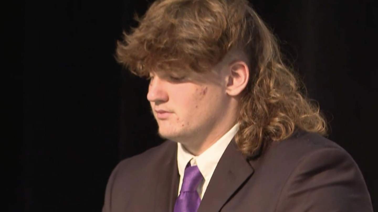 High School Recruit’s Incredible Mullet Captivates Fans During Early ...