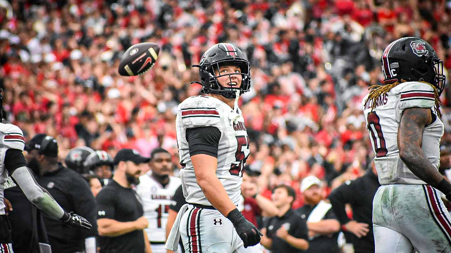 South Carolina Football Transfer Stone Blanton Commits To Mississippi ...