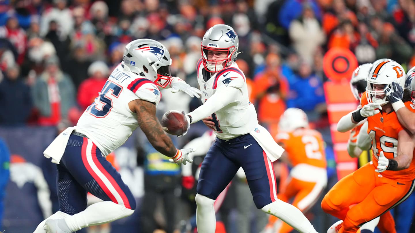 WATCH: Bailey Zappe Holiday: New England Patriots Take 9-7 Lead on ...