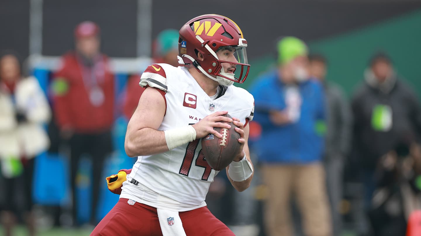 Washington Commanders' Sam Howell's Struggles Continue in Brutal First Half vs. New York Jets ...