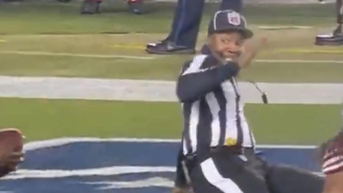 NFL Fans Couldn’t Stop Laughing at the Face the Ref Made Before ...