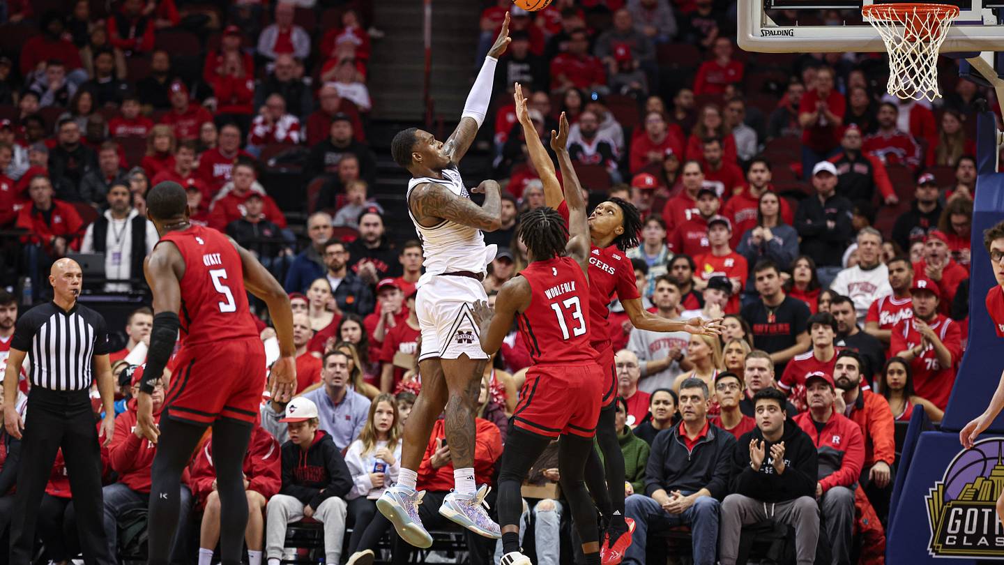 Jimmy Bell Jr. Named SEC Men's Basketball Player of the Week - Sports ...