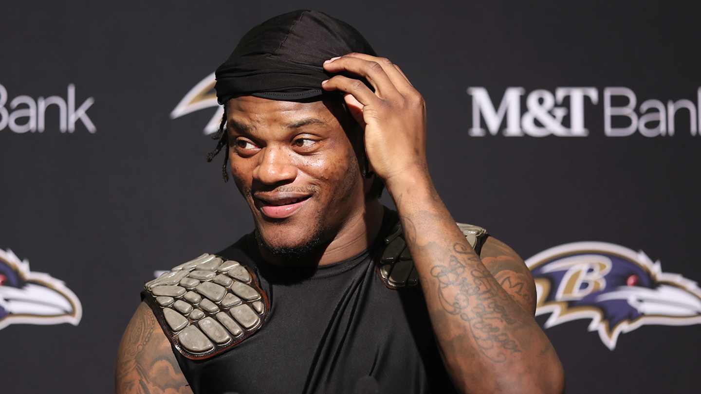 Lamar Jackson Used Perfect Conor McGregor Meme to Roast Mike Florio ...