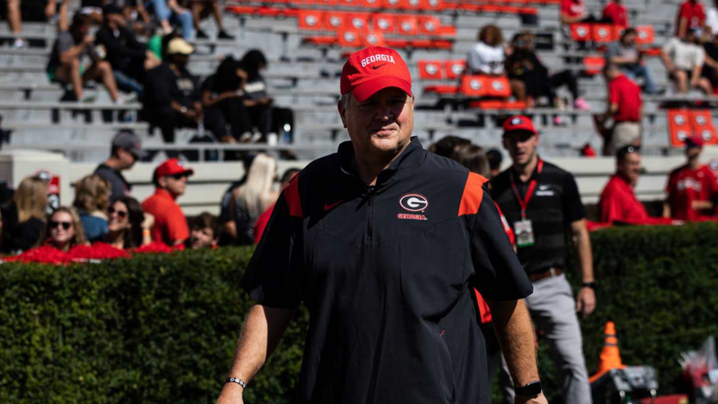 Georgia Bulldogs Offensive Line Coach Stacey Searles Set to Miss Orange ...