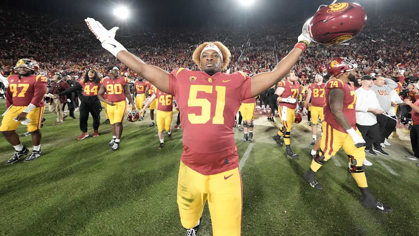 USC Football: In Search of Defensive Line Depth, Trojans Offer North ...