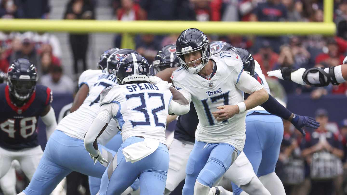 Will Levis' Status Uncertain for Week 18, Titans Will Go Tannehill at ...