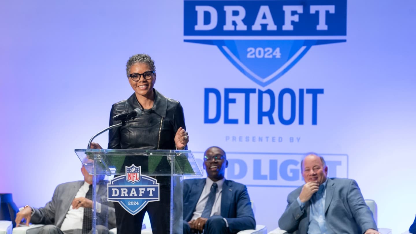 Who Do Leading Draft Analysts See for Giants in Round 1 of Draft ...