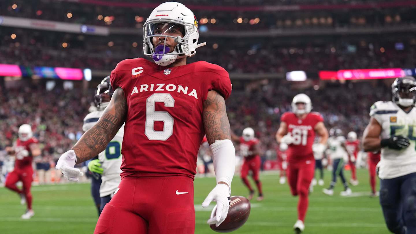 Cameras Captured James Conner Sharing Uplifting Moment With Fellow ...