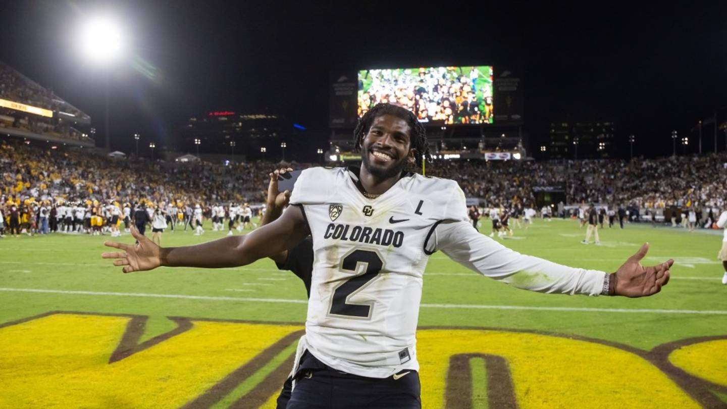 Shedeur Sanders: Colorado QB Announces Return to Buffaloes for 2024 ...