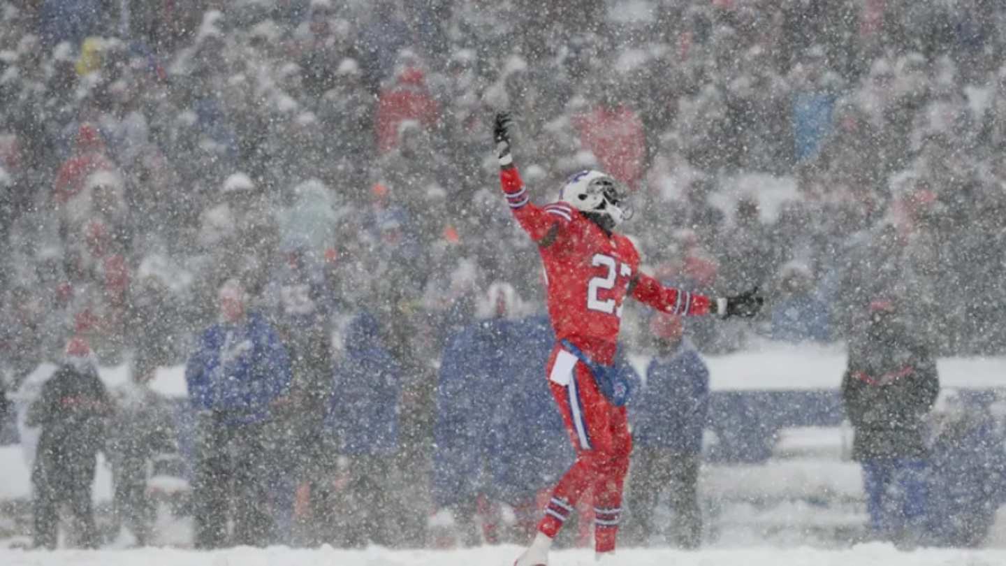 Buffalo Bills Asking Fans Help Shoveling Snow (Again) For Playoff ...