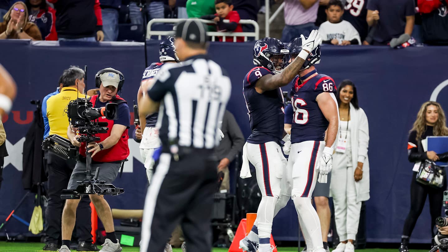 Dalton 'Schultz Will be Back': Houston Texans Expected to Re-Sign Tight ...