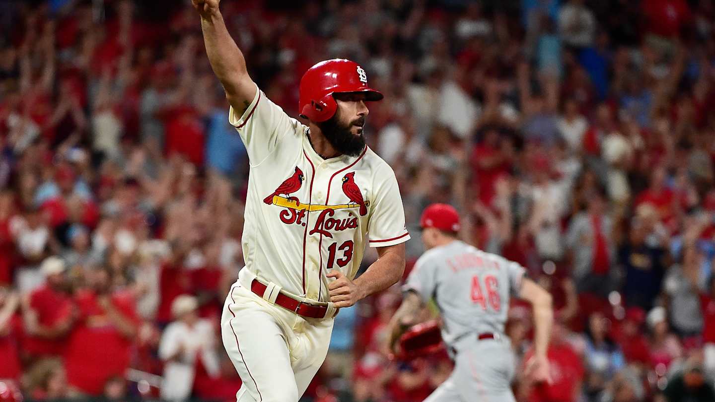 Matt Carpenter Signs One-Year, $740,000 Deal With Cardinals - Sports ...