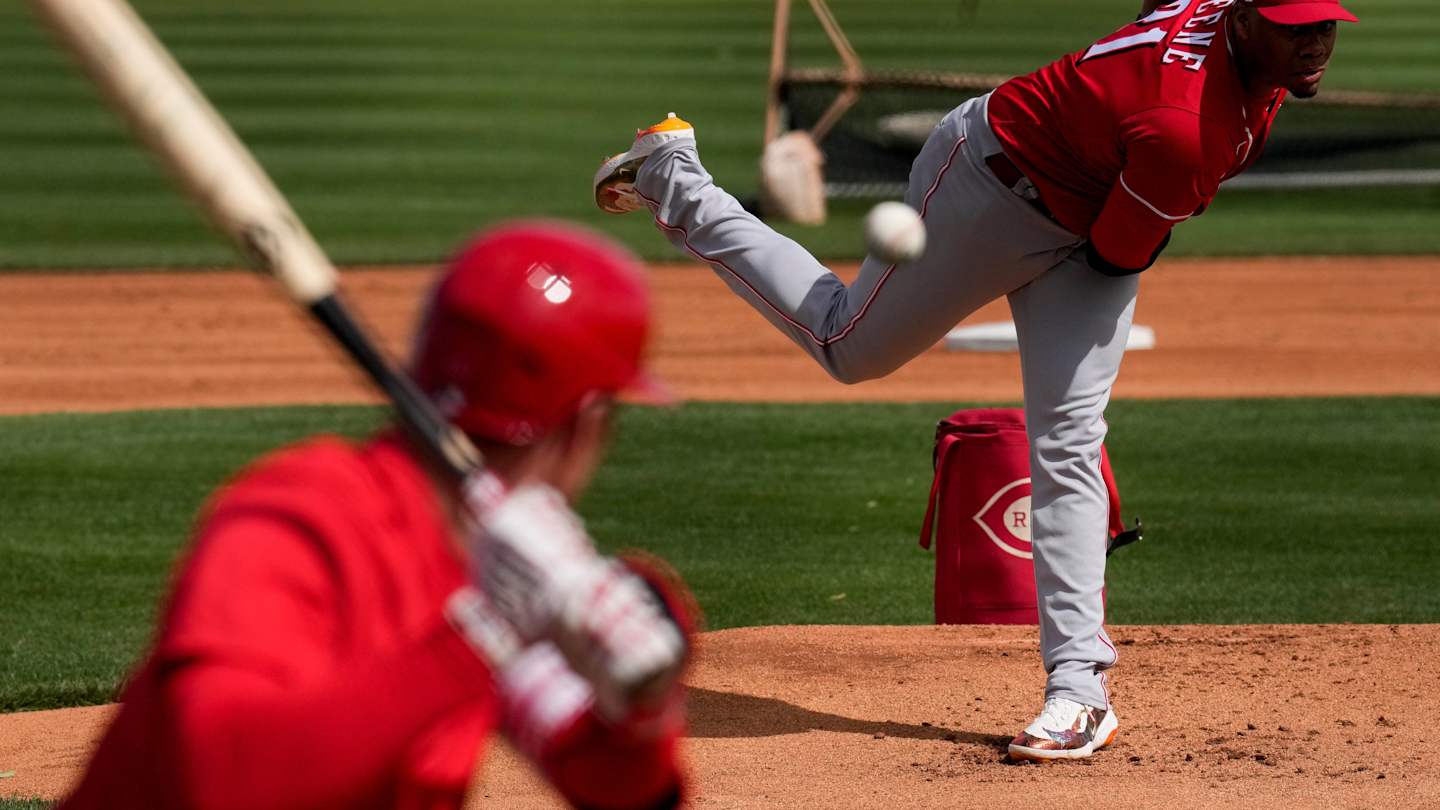 Look: Important Dates to Know Ahead of Cincinnati Reds Spring Training ...
