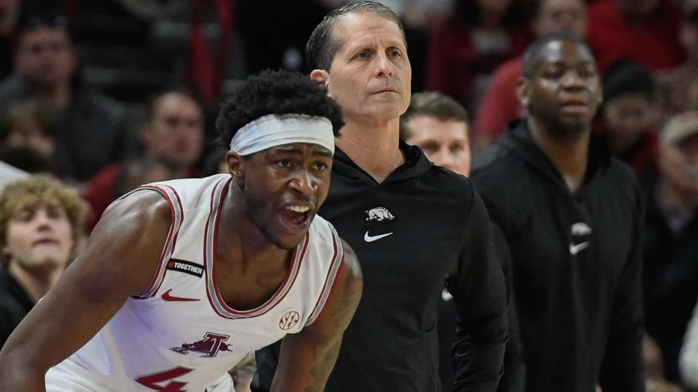 Razorbacks showing NIL not the issue after all in downfall - Sports ...