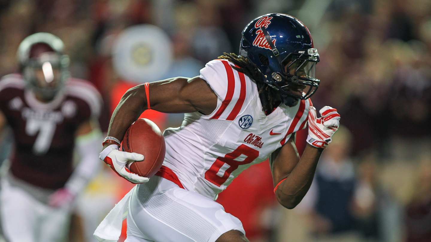 LOOK: Ole Miss Rebels Troll Alabama Crimson Tide With 'Tip Six' Play ...