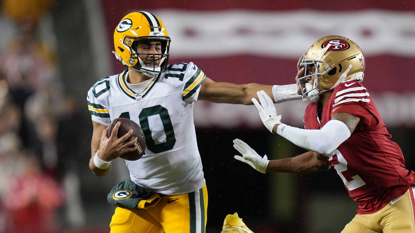 Brett Favre Gives Packers QB Jordan Love Incredible Compliment - Sports ...