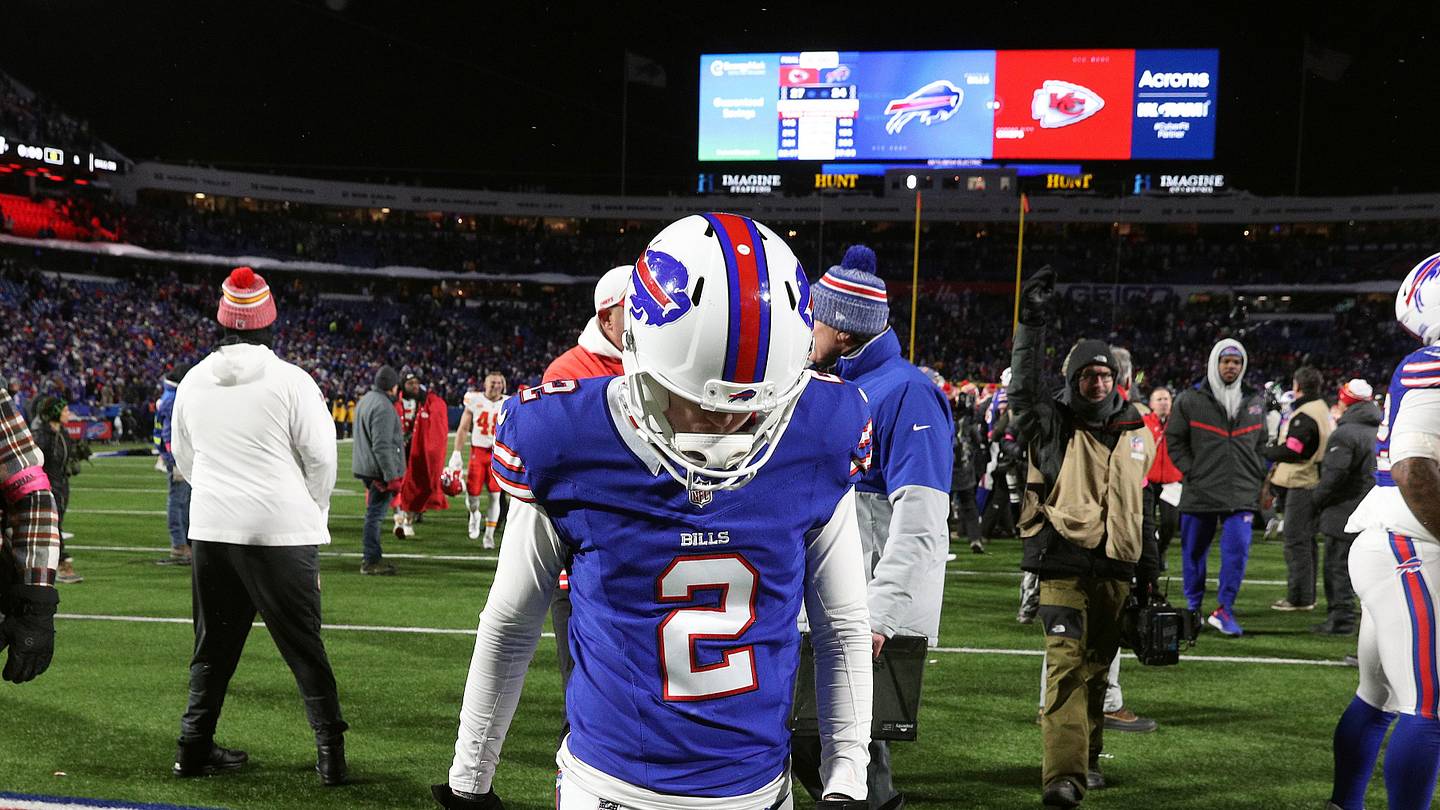 'I Feel Terrible!' Buffalo Bills K Tyler Bass Reacts to Critical Missed ...