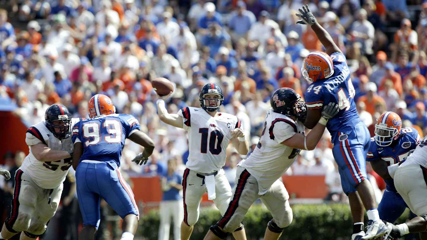 Rebel Rewind: Eli Manning Gives Ole Miss 10-Win Season in 2003 - The ...
