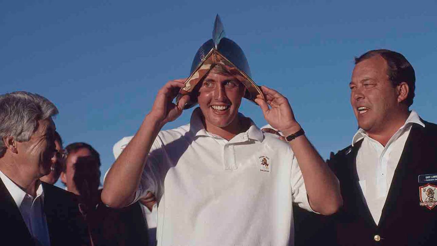 From Nick Dunlap to Cary Middlecoff, a Look at Amateur Winners on the ...