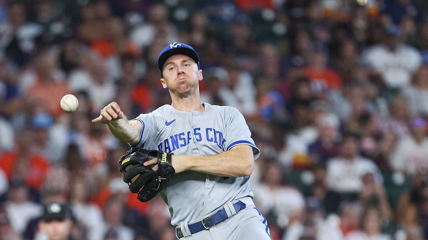 Texas Rangers Sign Three More Players, Up To 24 Non-Roster Invitees To ...