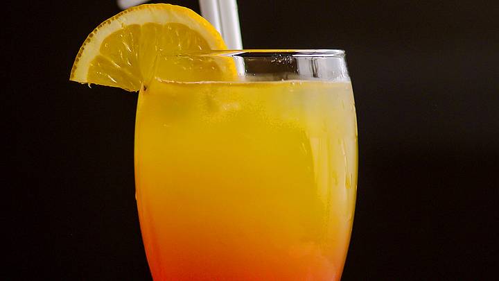 Tailgate Sipper