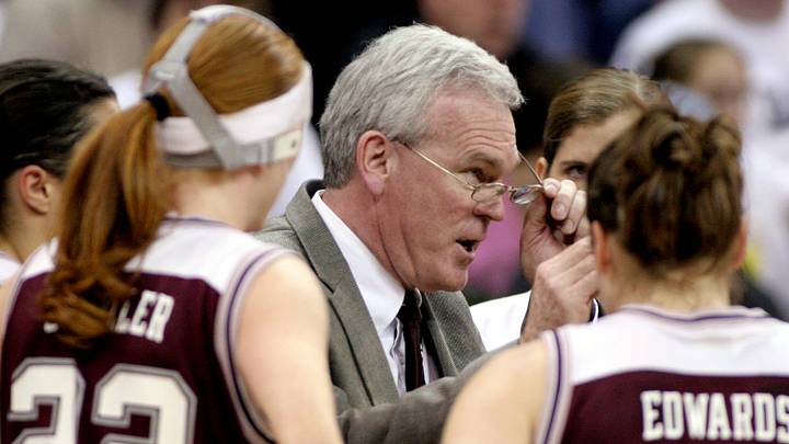 Montana women's basketball coach Robin Selvig retires