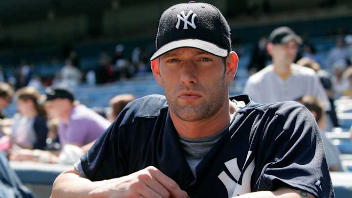 Ex-MLB pitcher Kyle Farnsworth plays minor-league football - Sports ...