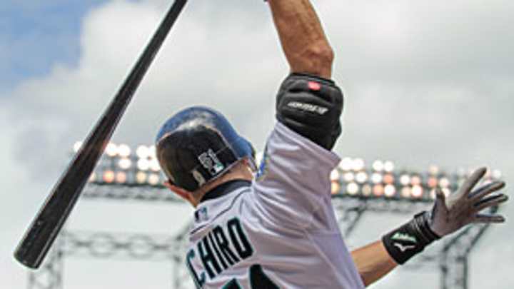 ichiro hitting bats