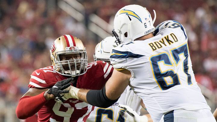Seahawks Re-Sign Veteran LB Dekoda Watson