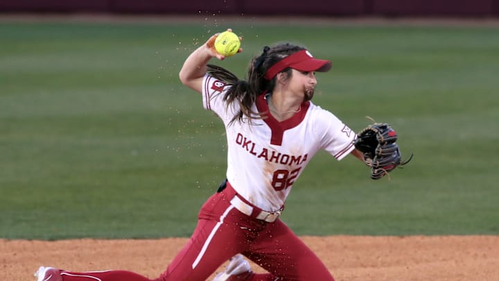 WATCH: Oklahoma SS Avery Hodge Turns in SportsCenter's Top Play ...