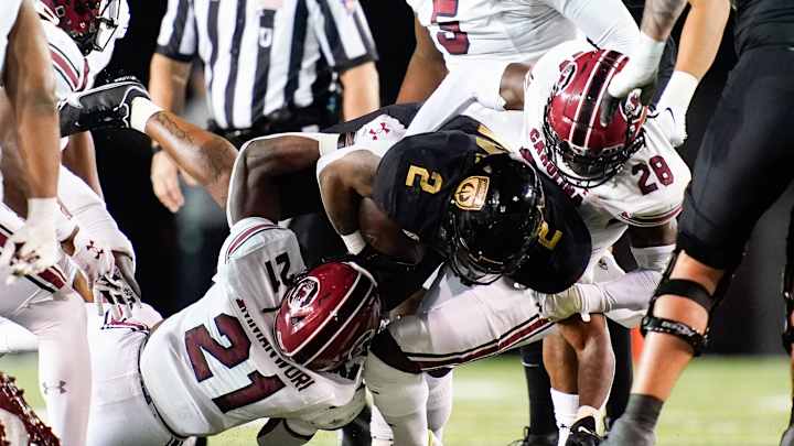 Tonka Hemingway, Nick Emmanwori Headline Defense's Potential Fall Camp ...