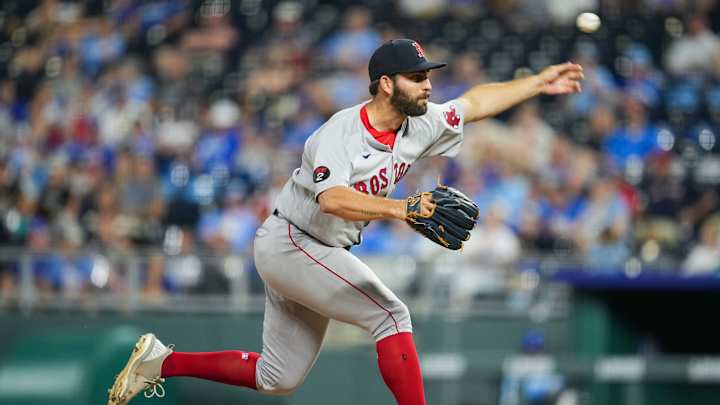 Houston Astros Sign Lefty Austin Davis to Minor League Contract with ...