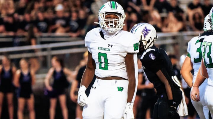 Notre Dame Is An Early Favorite For LB Thomas Davis Jr.