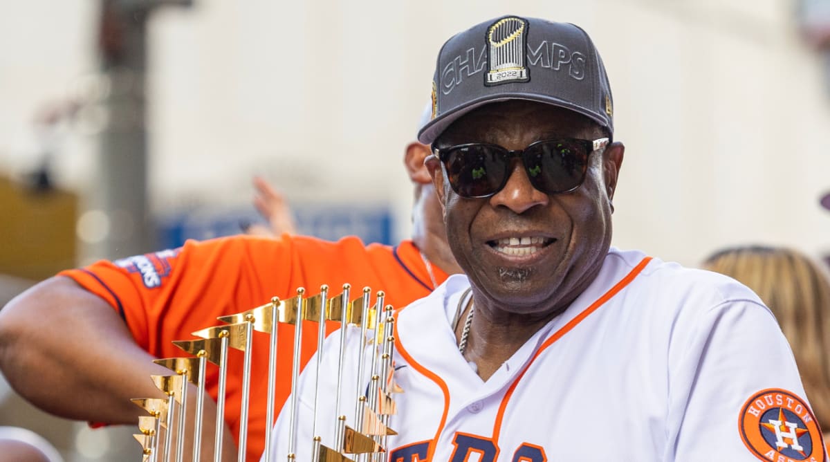 Dusty Baker to Retire as Astros Manager, Wants to Remain Involved in ...