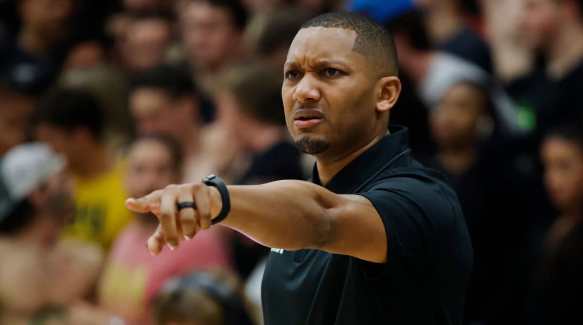 College Basketball Official Suspended by Conference After Allegedly ...