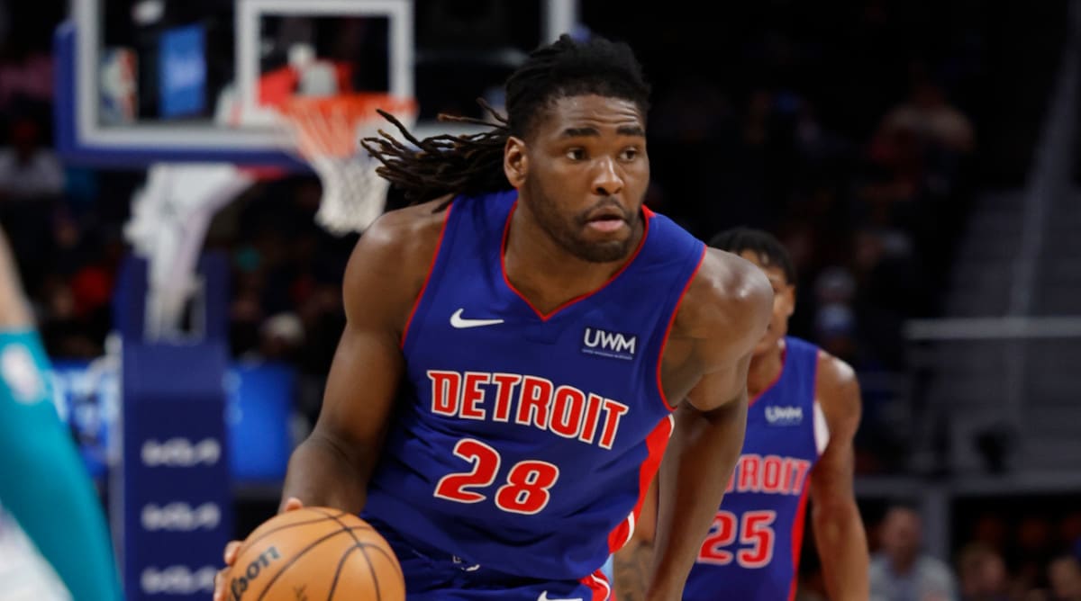 Pistons’ Isaiah Stewart Arrested After Confrontation With Suns’ Drew ...