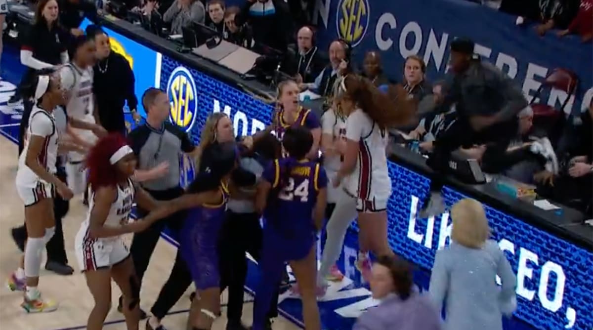 Brother of LSU’s Flau’jae Johnson Arrested for On-Court Confrontation ...