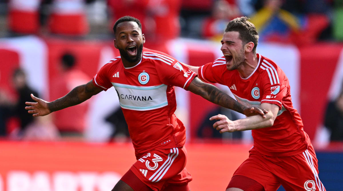Chicago Fire Win MLS Game With Nonsensical Last-Second Goal From Midfield