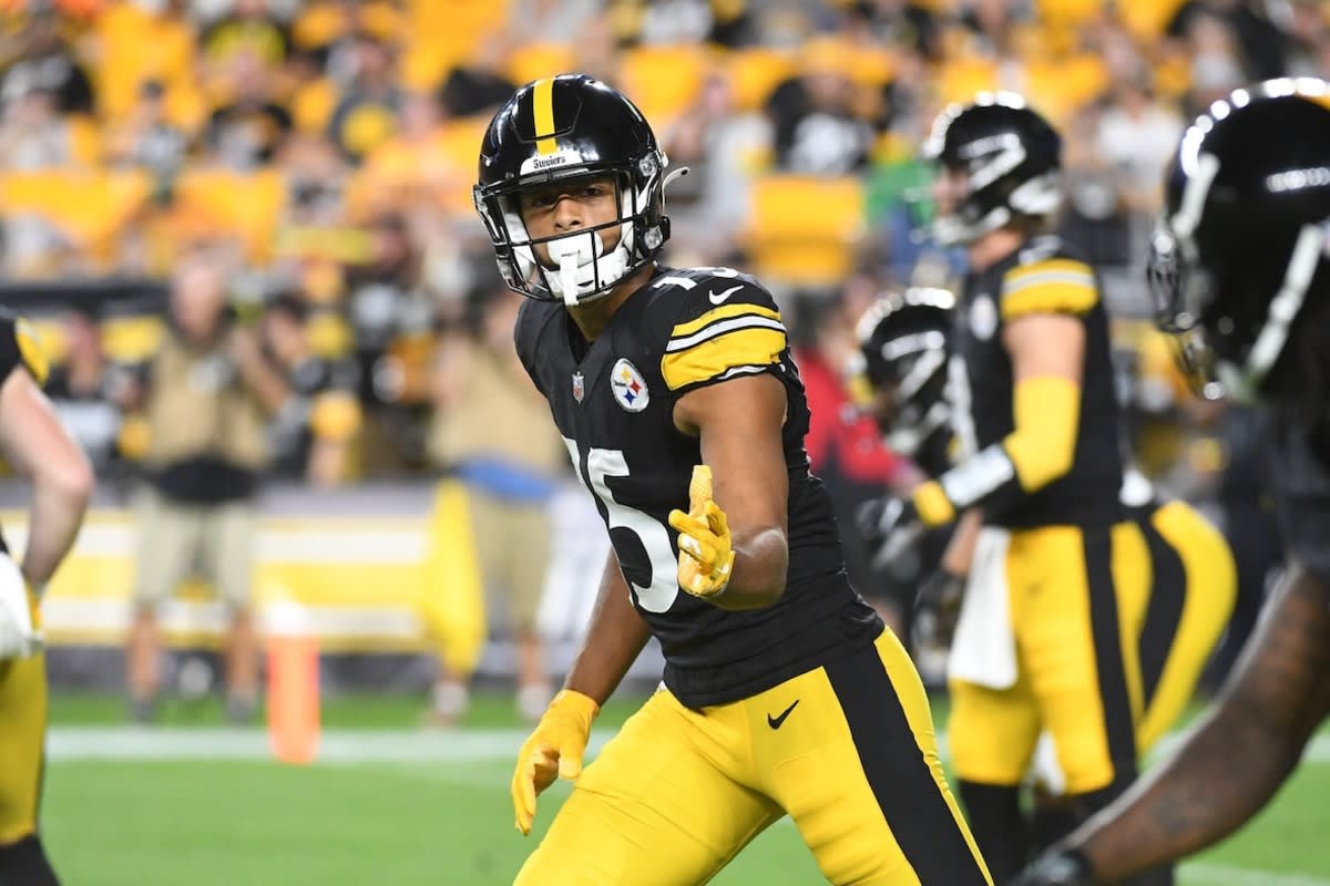 Seahawks Sign Former Steelers WR