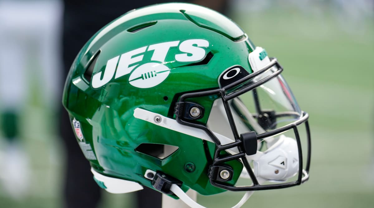 Unnamed Jets Player Entered Giants’ Locker Room at MetLife, per Report ...