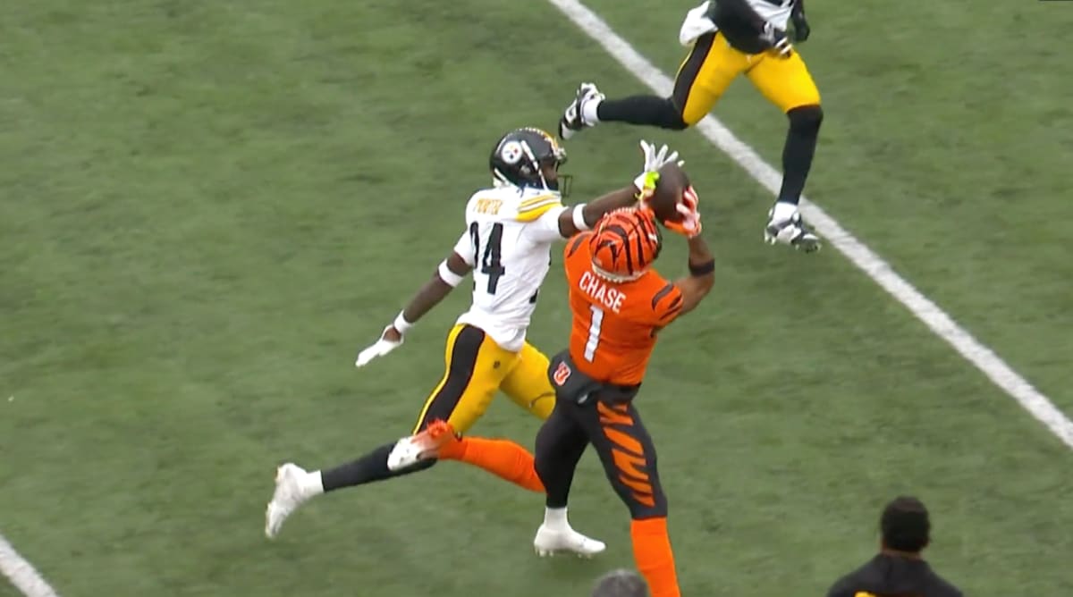 Bengals’ Ja’Marr Chase Makes Incredible Catch With Mouthguard in Hand ...