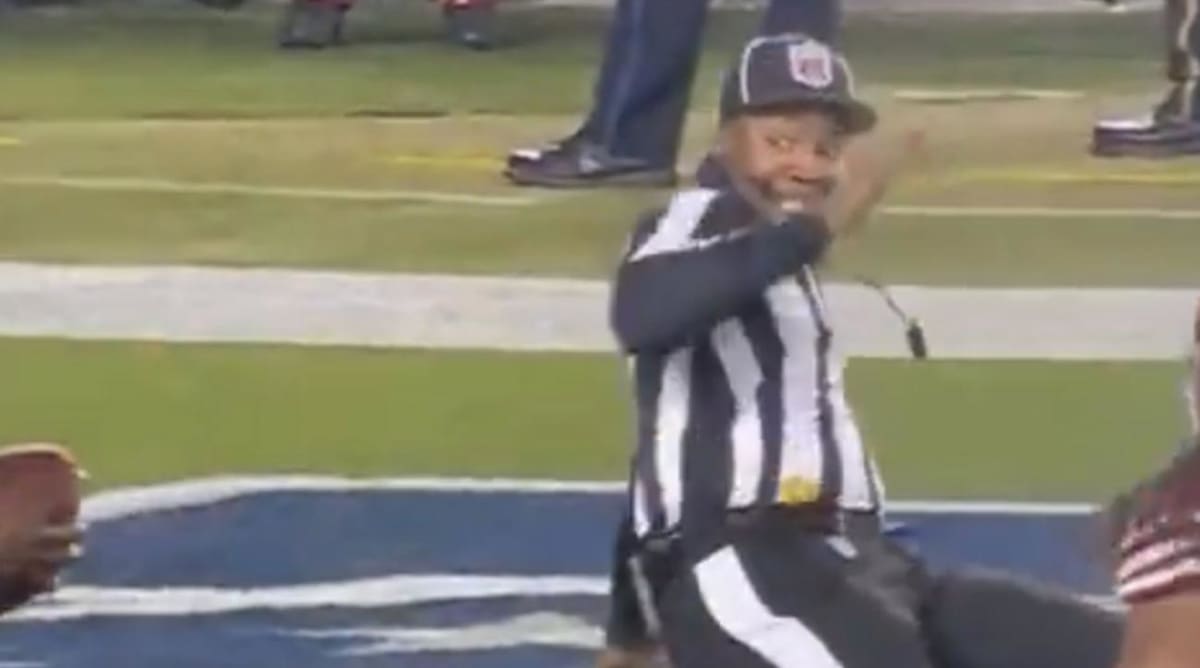 NFL Fans Couldn’t Stop Laughing at the Face the Ref Made Before ...
