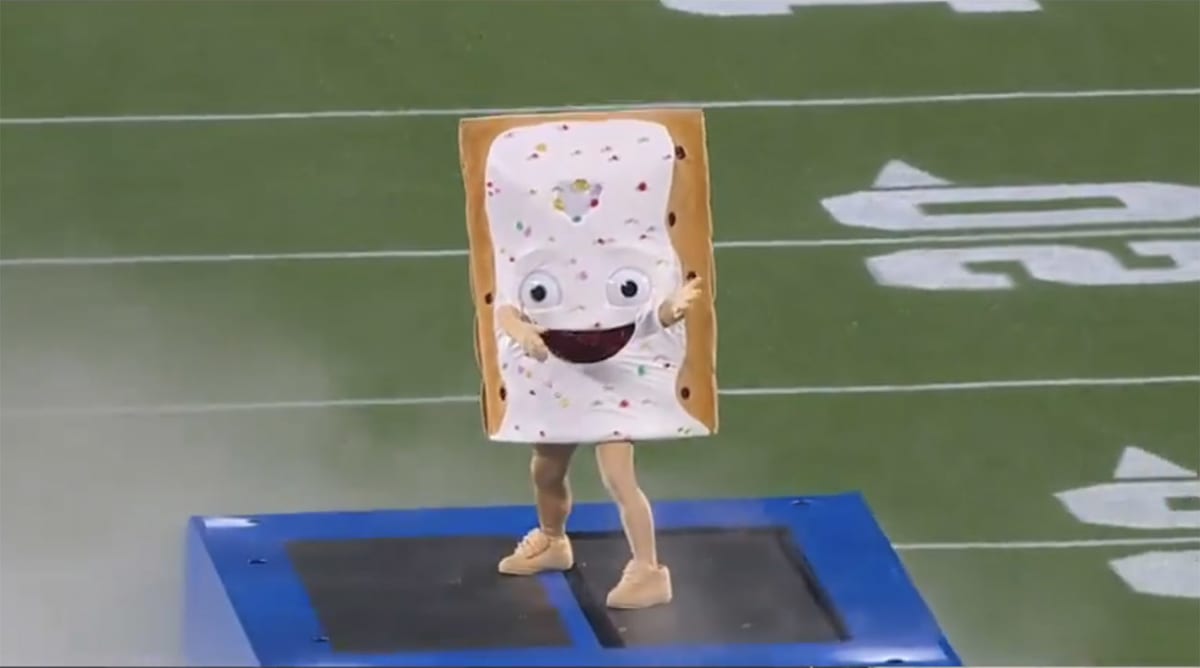 Announcer Dropped Incredibly Morbid Line About Pop-Tarts Bowl Mascot ...