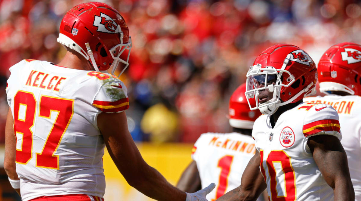 Travis Kelce Says Chiefs Fans Will Give Tyreek Hill ‘Nothing but Love,’ Until He Starts ...